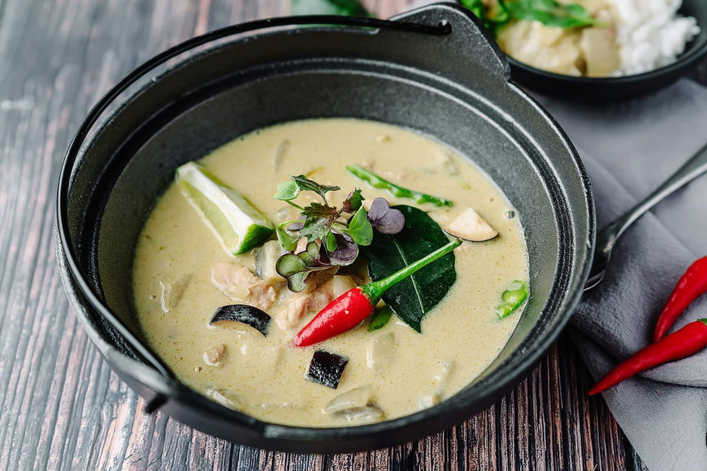 Chicken Thai Green Curry – ESSENOVA
